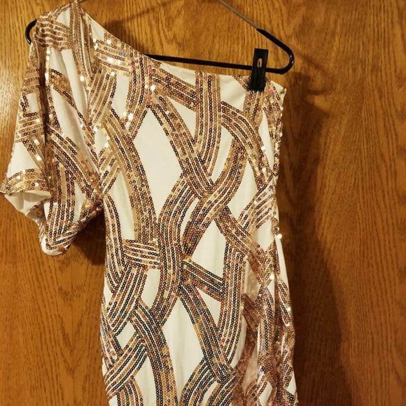 B Darlin | Dresses | Size 2 Ivory With Copperbronze Sequins Dress E ...
